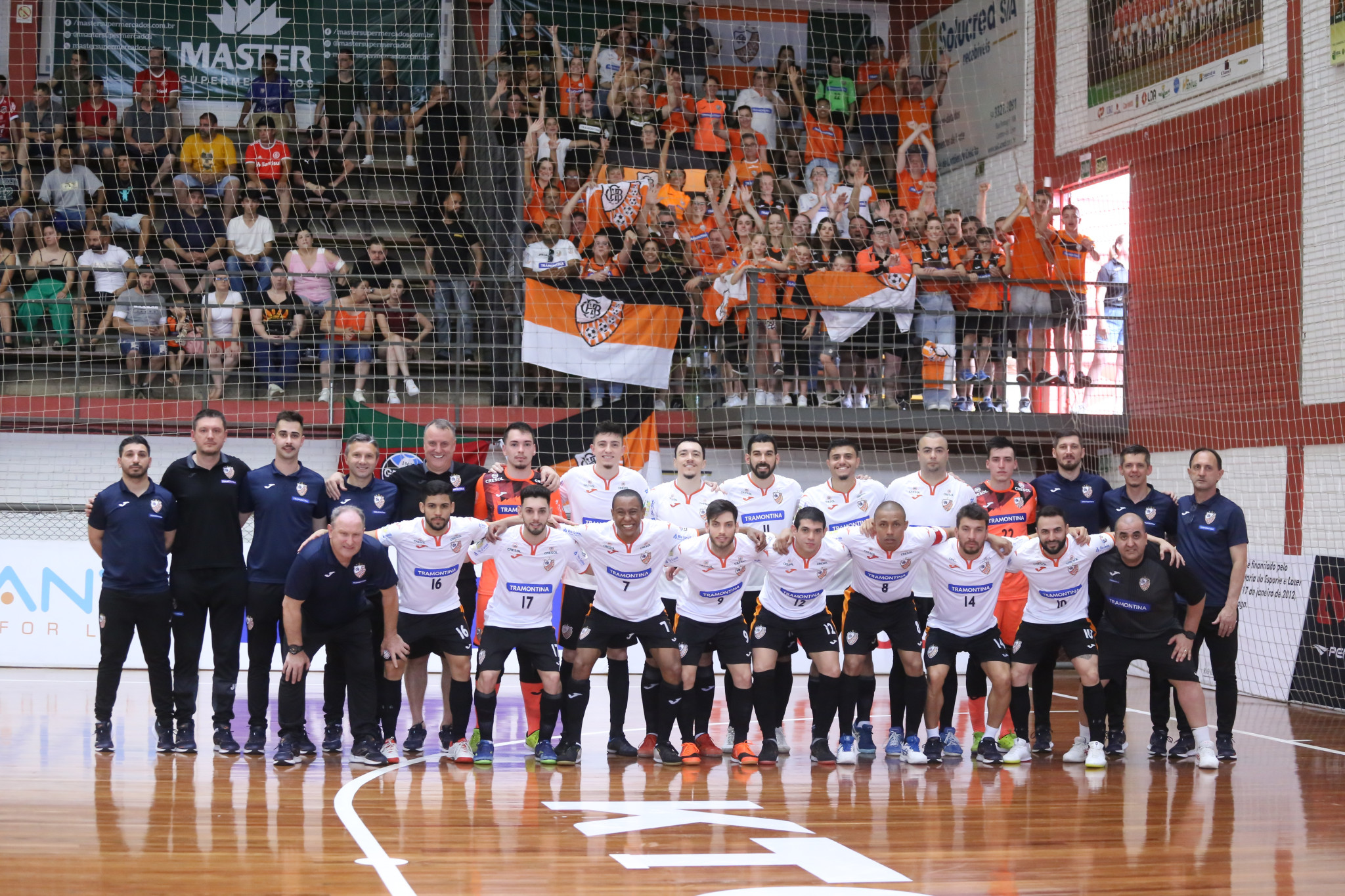 Oito atletas permanecem na ACBF para a próxima temporada