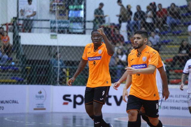 A ACBF realizará 3 amistosos antes da estreia na LNF